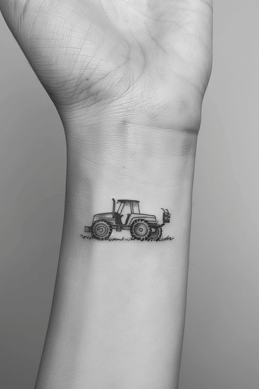 Charming Country Girl Tattoo Ideas You'll Love